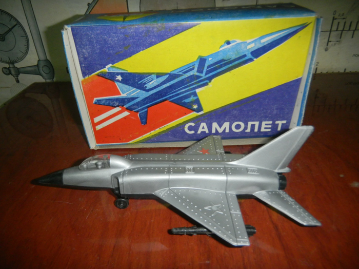 Игрушечные самолеты из СССР | Пикабу