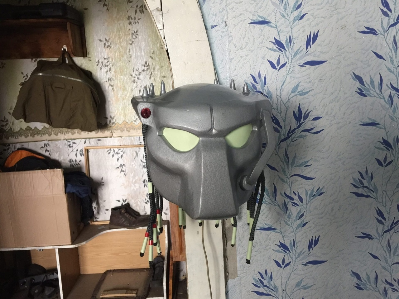 Настенный светильник #predator 01 | Пикабу