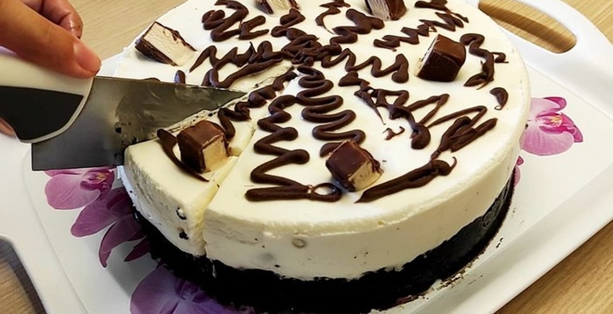 Чизкейк без запекания с печеньем Oreo и батончиками Milky Way | Пикабу